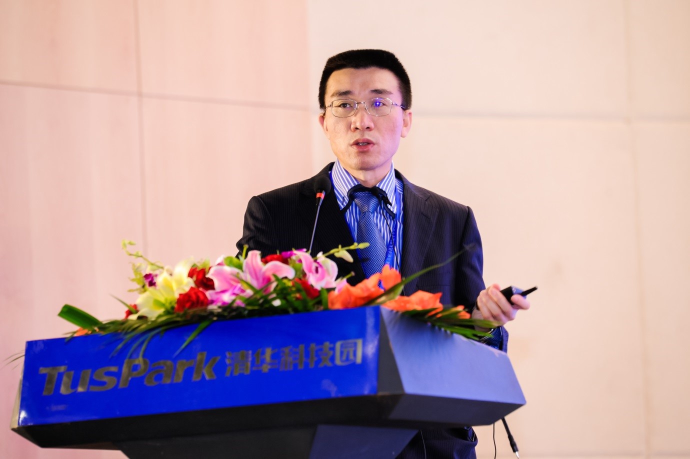 Prof. Xichun Luo